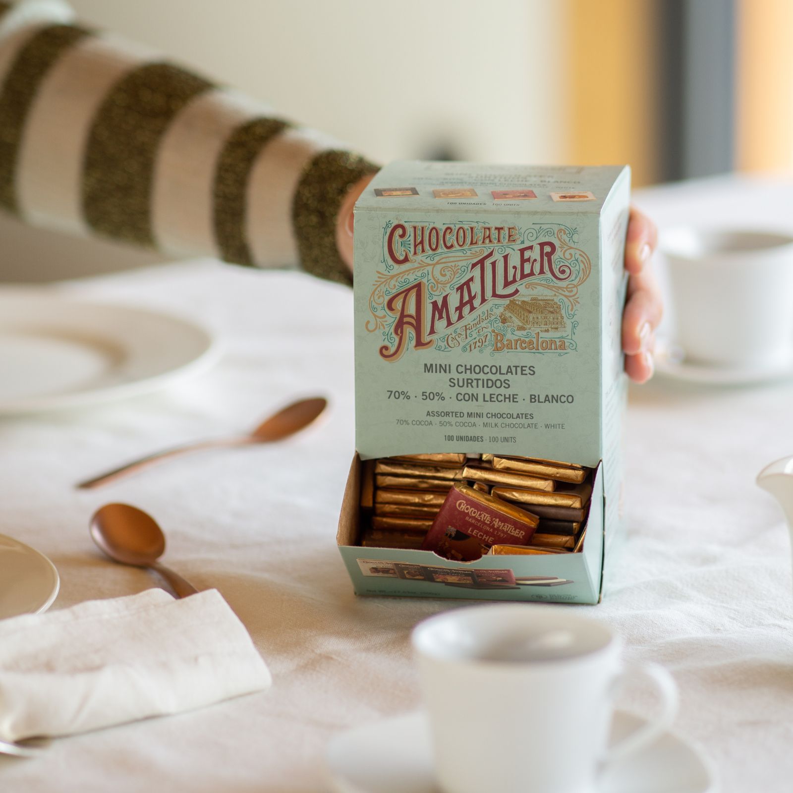 Assorted Mini Chocolates Box 100g x 5u | Chocolate Amatller